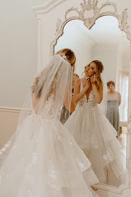 Old Stonegate Farms Michigan Wedding - Cassidy Lynne