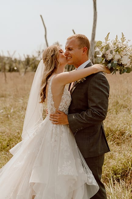 Old Stonegate Farms Michigan Wedding - Cassidy Lynne