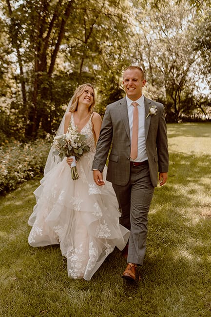 Old Stonegate Farms Michigan Wedding - Cassidy Lynne
