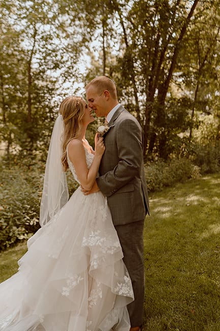 Old Stonegate Farms Michigan Wedding - Cassidy Lynne